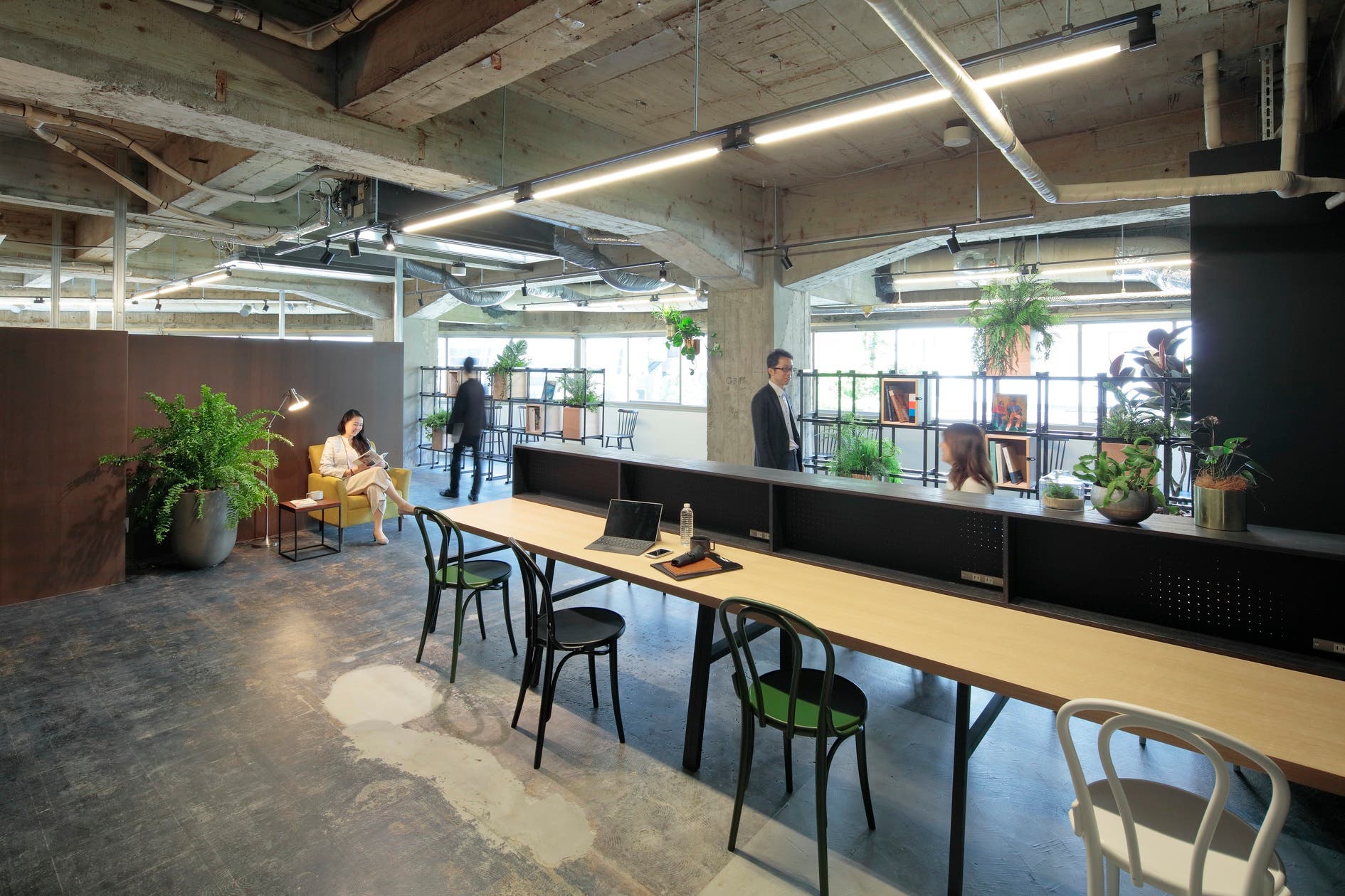 【関内駅直結のシェアオフィス・貸会議室】G Innovation Hub Yokohama ミーティングスペース８の写真3