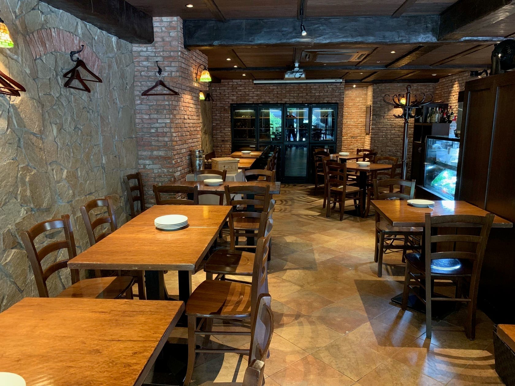 【三軒茶屋駅徒歩５分】おしゃれなイタリアンバルスペース。パーティ・ロケ撮影・会議などに！の写真5