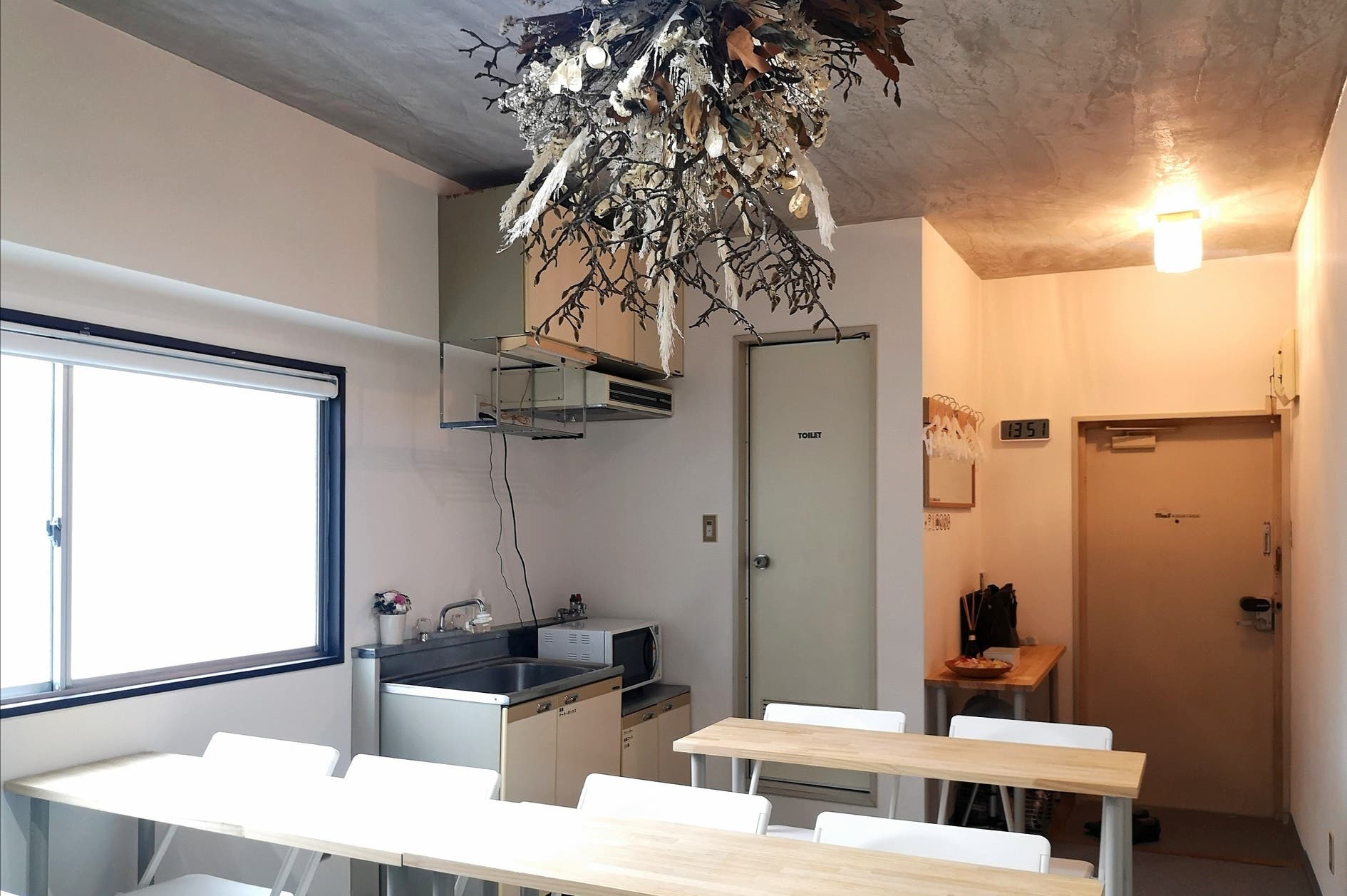 金山駅4分の好立地✨自然光が入る静かなリノベ空間で会議効率＆楽しさUP✨の写真4