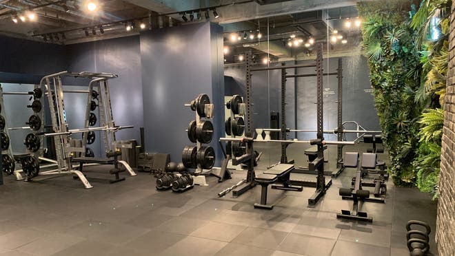 【北参道駅から徒歩2分】レンタルジムTHE PERSON | 15人収容可能な完全プライベート空間で合同トレーニングに最適!の写真8