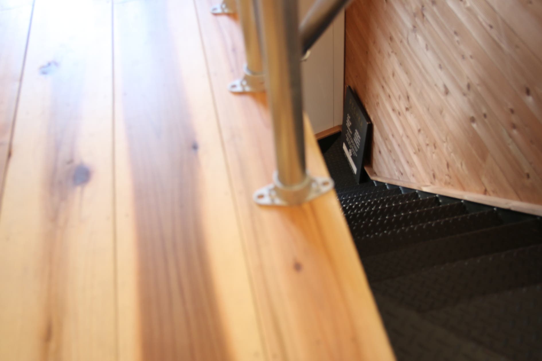 吹田駅近く。おしゃれな雰囲気のサロンです。の写真5