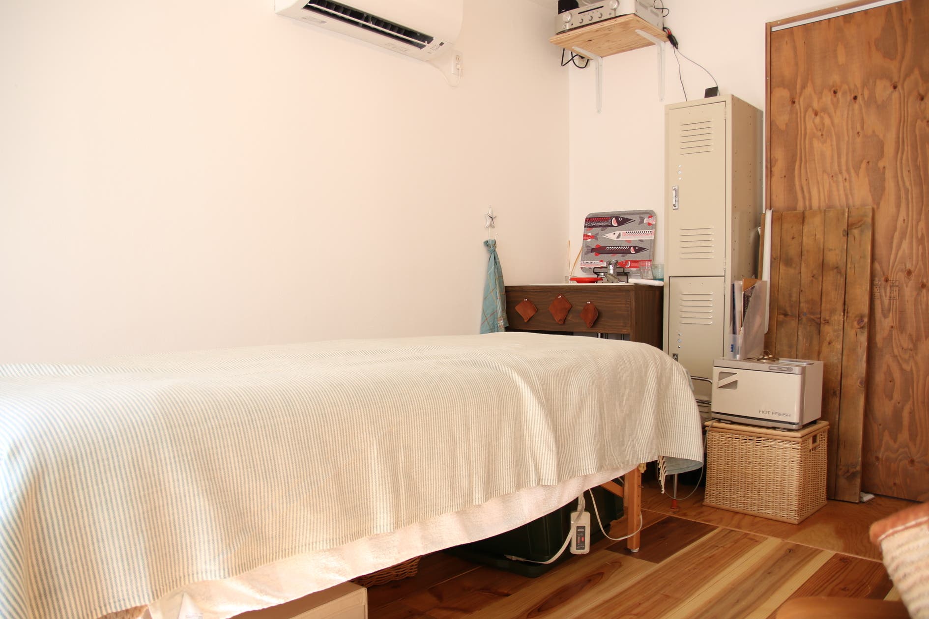 吹田駅近く。おしゃれな雰囲気のサロンです。の写真6