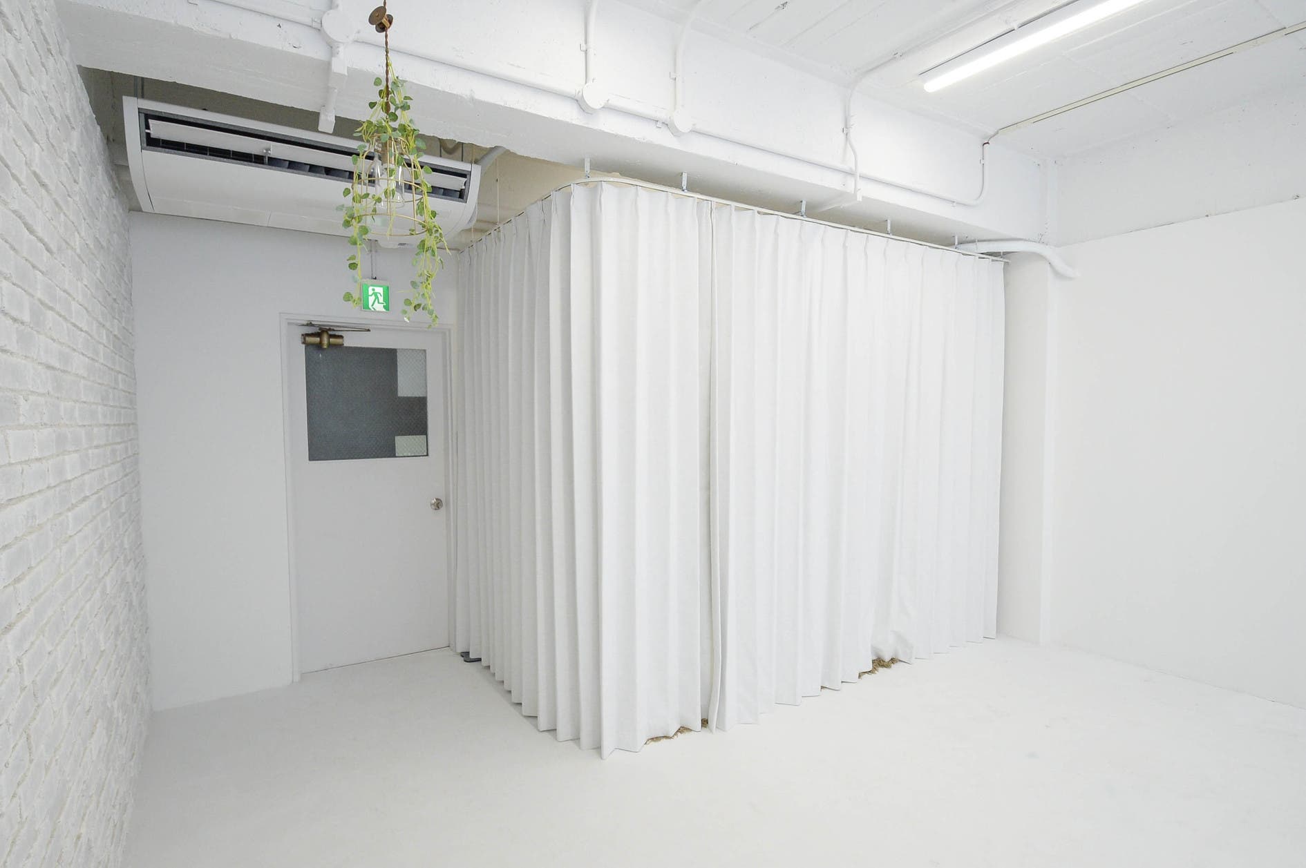 7スタ（+屋上）/心斎橋ドレススタジオの写真6