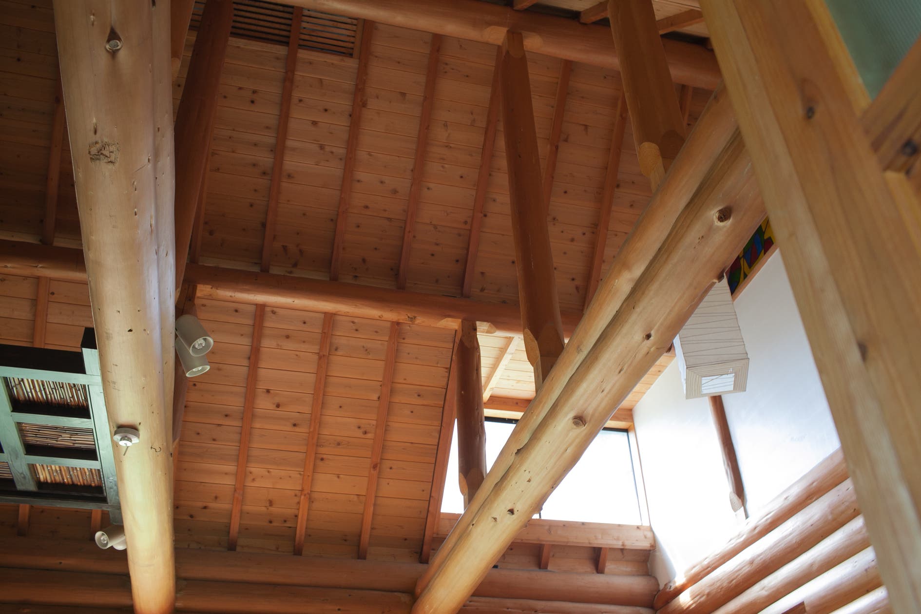 kaso空間　上山ログハウス　神秘的なダム湖を望む、プライベートスペース！イベントやCM・映画等の撮影にピッタリ！！の写真8