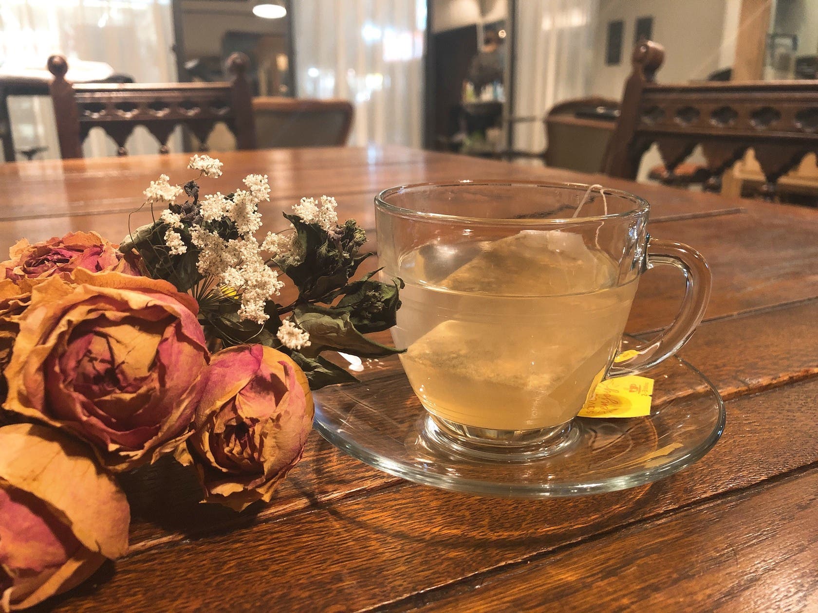 「東急田園都市線 用賀駅 徒歩1分！アンティーク家具で揃えた落ち着いた美容室！ロケ撮影など」の写真5