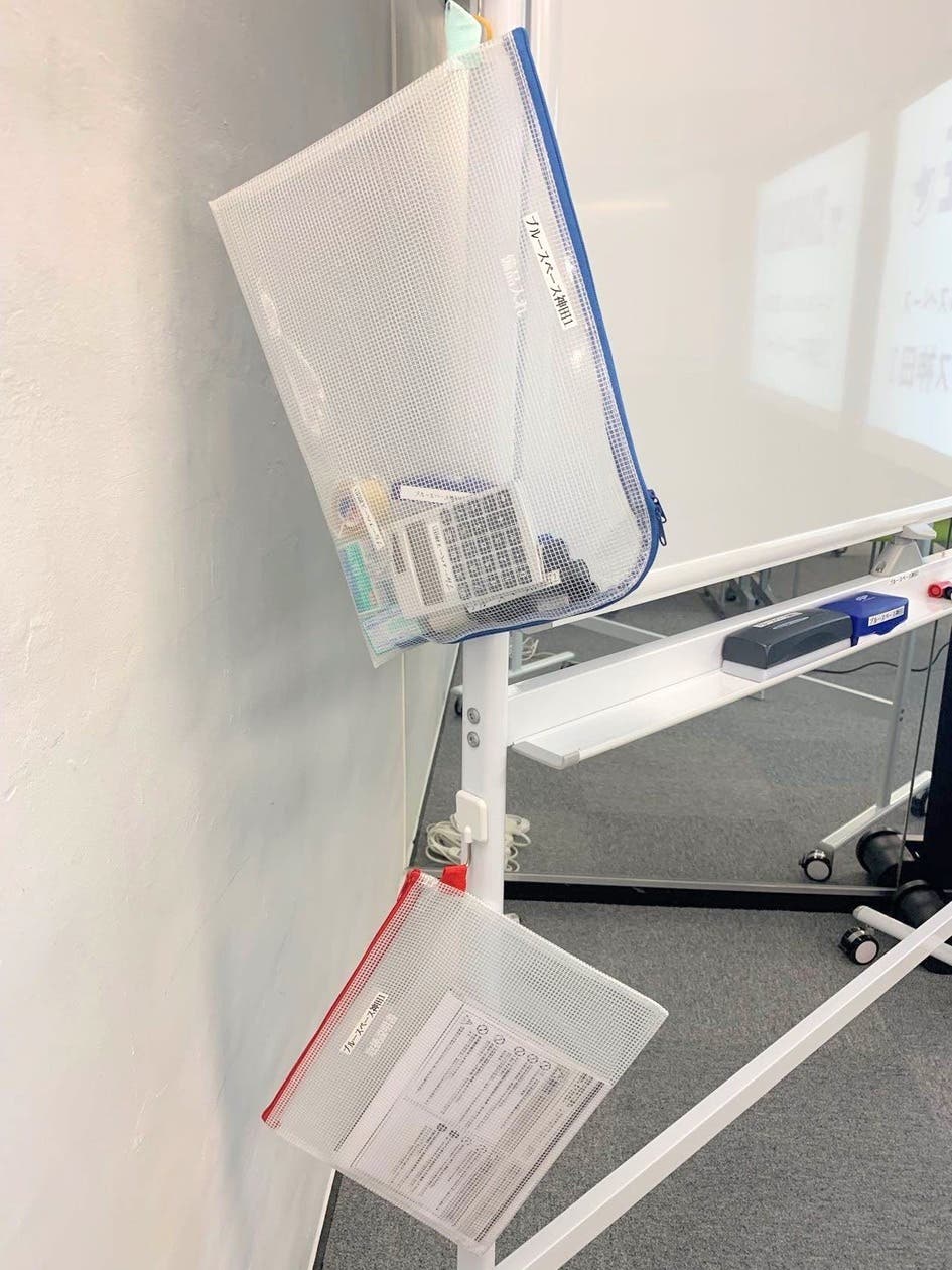 🌟トップホスト🌟12月割🎉神田徒歩1分✨全面ミラー/ダンス可・会議・配信・セミナー・研修・撮影16名着席🎐エアコン🎐の写真24