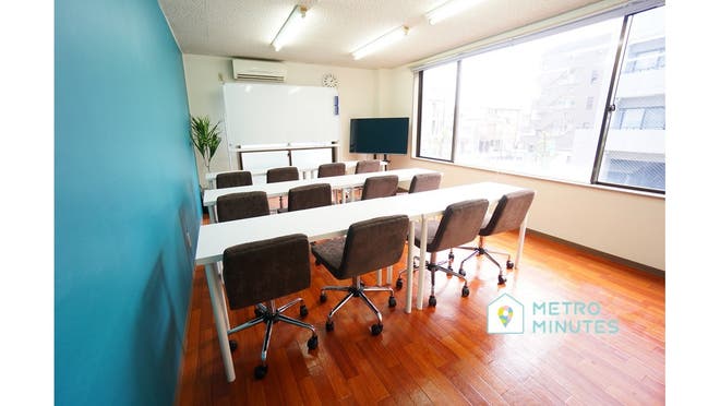 <トルマリン会議室>✨SALE中✨光回線Wi-Fi📶大型モニター🖥️会議/セミナー/テレワーク/ワークショップの写真3