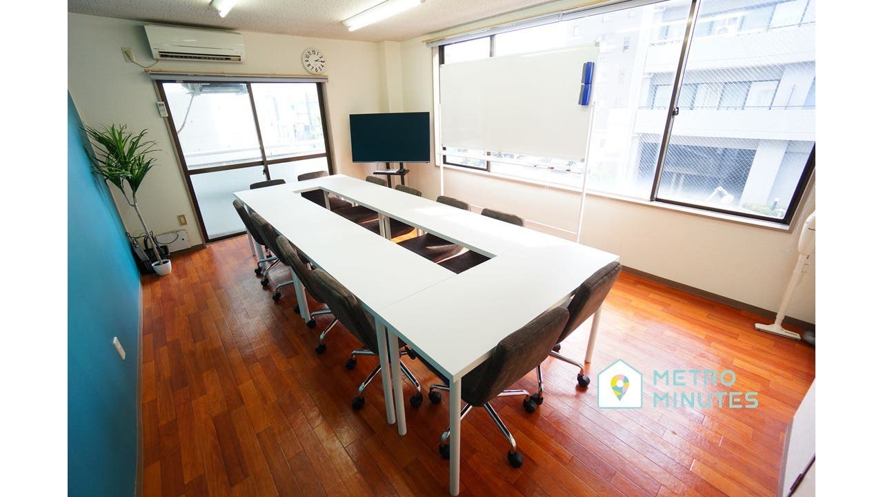 ＜トルマリン会議室＞✨SALE中✨光回線Wi-Fi📶大型モニター🖥️会議/セミナー/テレワーク/ワークショップの写真9