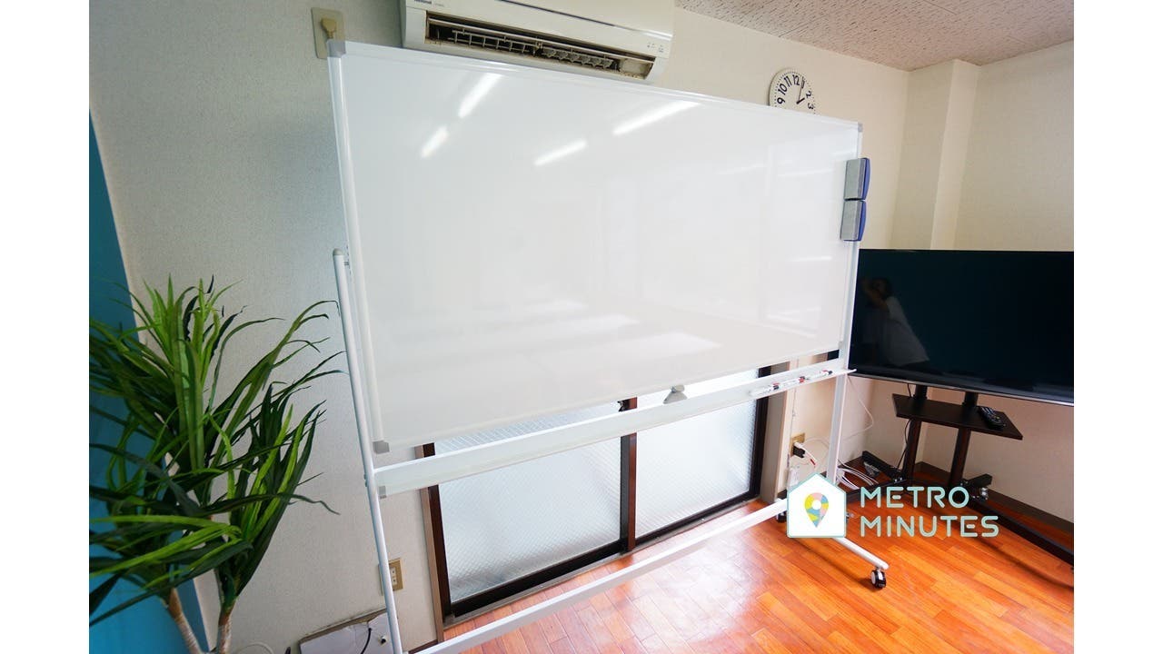 ＜トルマリン会議室＞✨SALE中✨光回線Wi-Fi📶大型モニター🖥️会議/セミナー/テレワーク/ワークショップの写真13