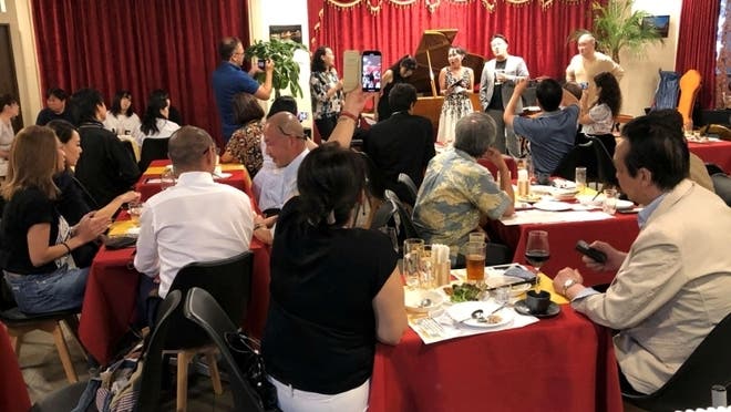 グランドピアノ・PA・照明・85型4Kモニター完備!100名程度のコンサート・イベント・会議・企画など(大音量イベントは不可)の写真2