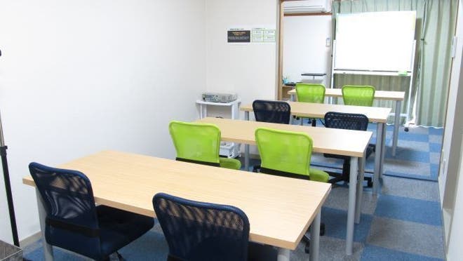 《熊本市のお気軽会議室》 上通り・並木坂・藤崎宮前駅・通町筋電停からすぐのレンタルスペースの写真1