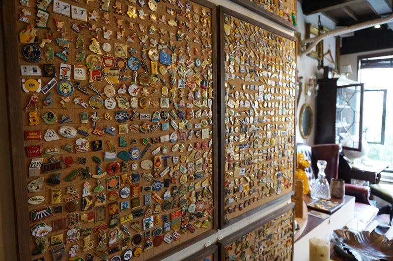 渋谷駅徒歩3分｜アンティークソファや洋書など数千点のアンティーク家具・雑貨をディスプレイ｜2面本棚書斎スタジオ｜自然光◎｜Bstの写真20