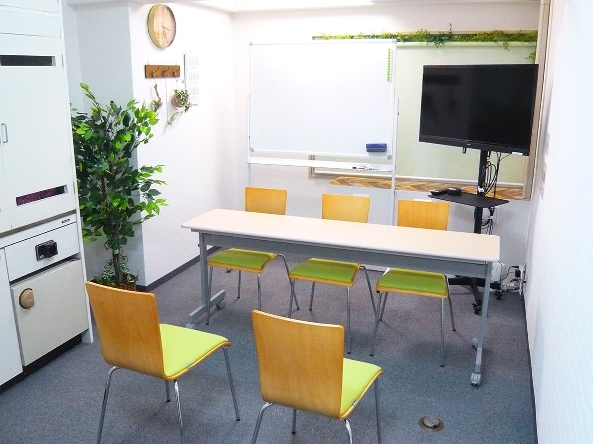 大阪│淀屋橋駅改札から最速！出口１から徒歩2分 フリーランス・就活│梅田から1駅★WiFi、モニター無料【リバティ淀屋橋】の写真6