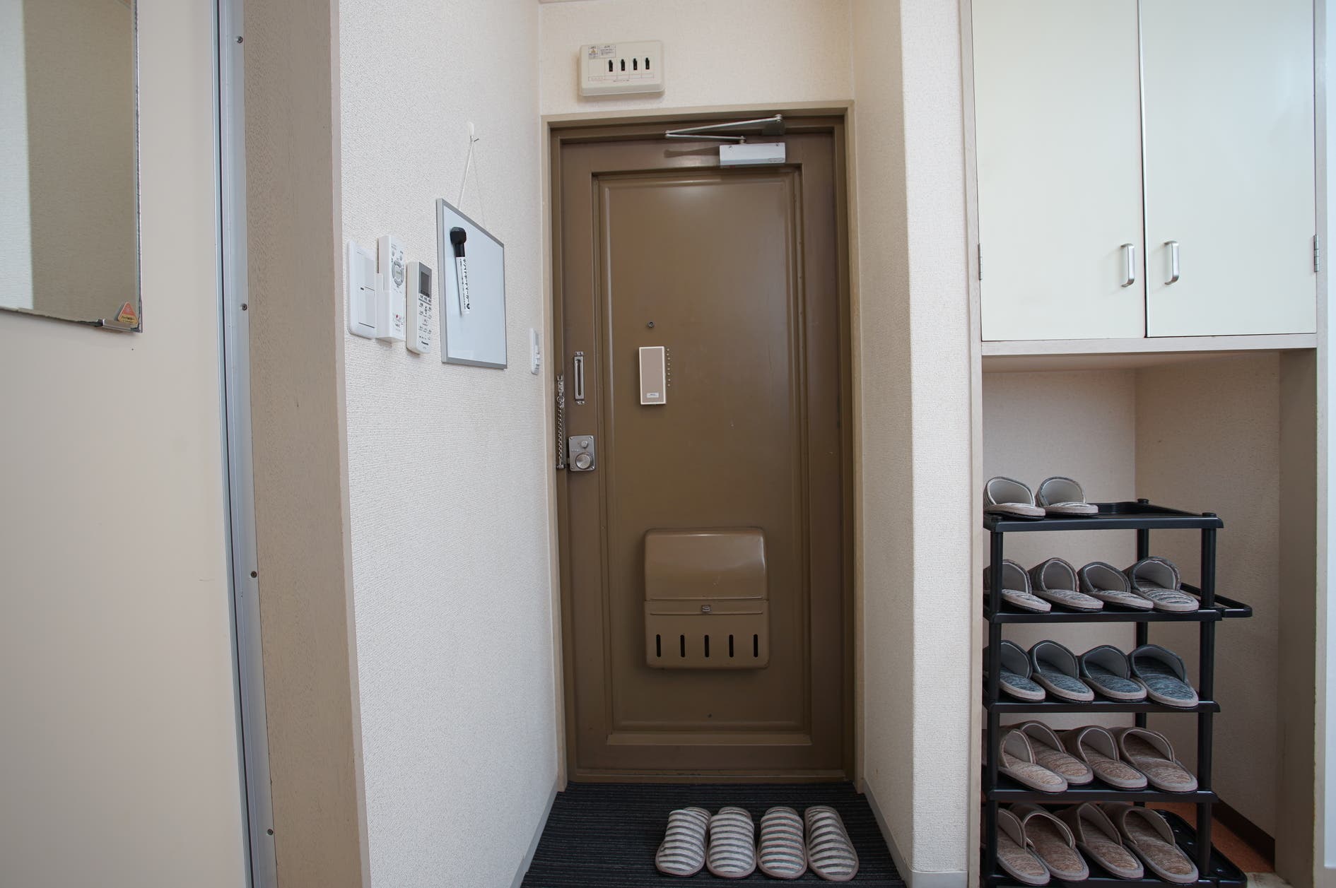 【京都駅前ステーション603】駅出口から徒歩４分のテレワーク応援スペース！　会議だけなく最大１2０インチのプロジェクターも完備！の写真17