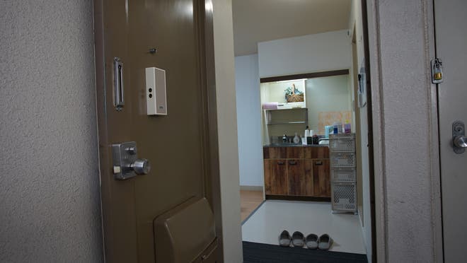 【京都駅前ステーション603】駅出口から徒歩4分のテレワーク応援スペース! 会議だけなく最大120インチのプロジェクターも完備!の写真18