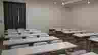 【蔵前】駅からすぐ!みかげ石の床と高い天井が印象的な貸し会議室(3F Aルーム 20名)の写真2