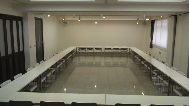 【蔵前】駅からすぐ!最大50名収容可。エレガントな雰囲気の貸し会議室(3F A+Bルーム 50名)の写真3