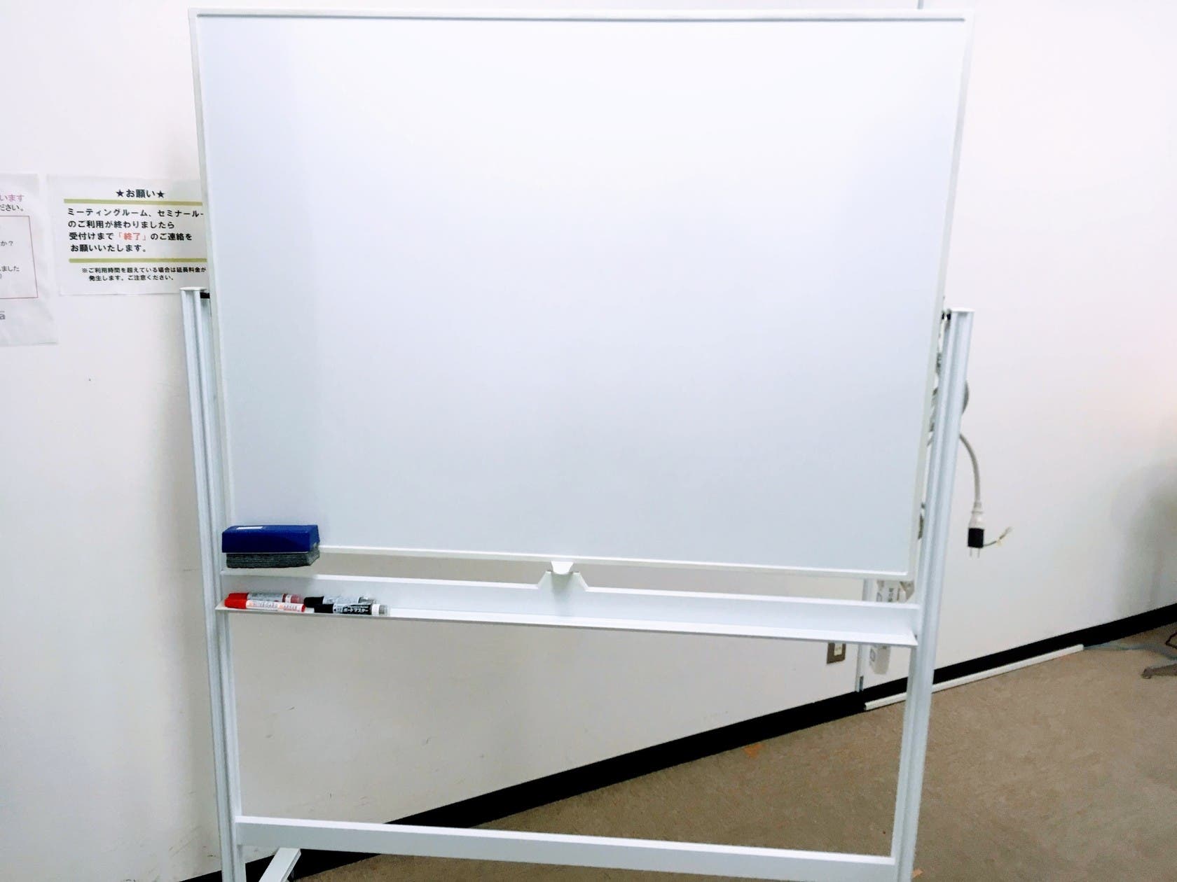 谷町4丁目駅徒歩30秒／18名収容　小・中規模会議・ネット会議・テレワークに【katanaオフィス大阪谷町谷町】の写真5