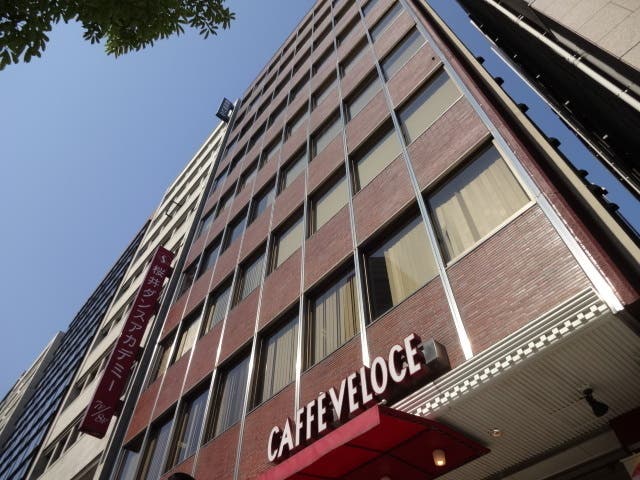 谷町4丁目駅徒歩30秒／18名収容　小・中規模会議・ネット会議・テレワークに【katanaオフィス大阪谷町谷町】の写真10