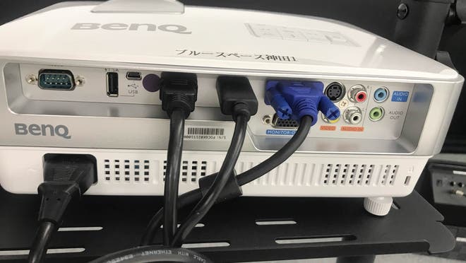 🌟トップホスト🌟12月割🎉神田徒歩1分✨全面ミラー/ダンス可・会議・配信・セミナー・研修・撮影16名着席🎐エアコン🎐の写真15