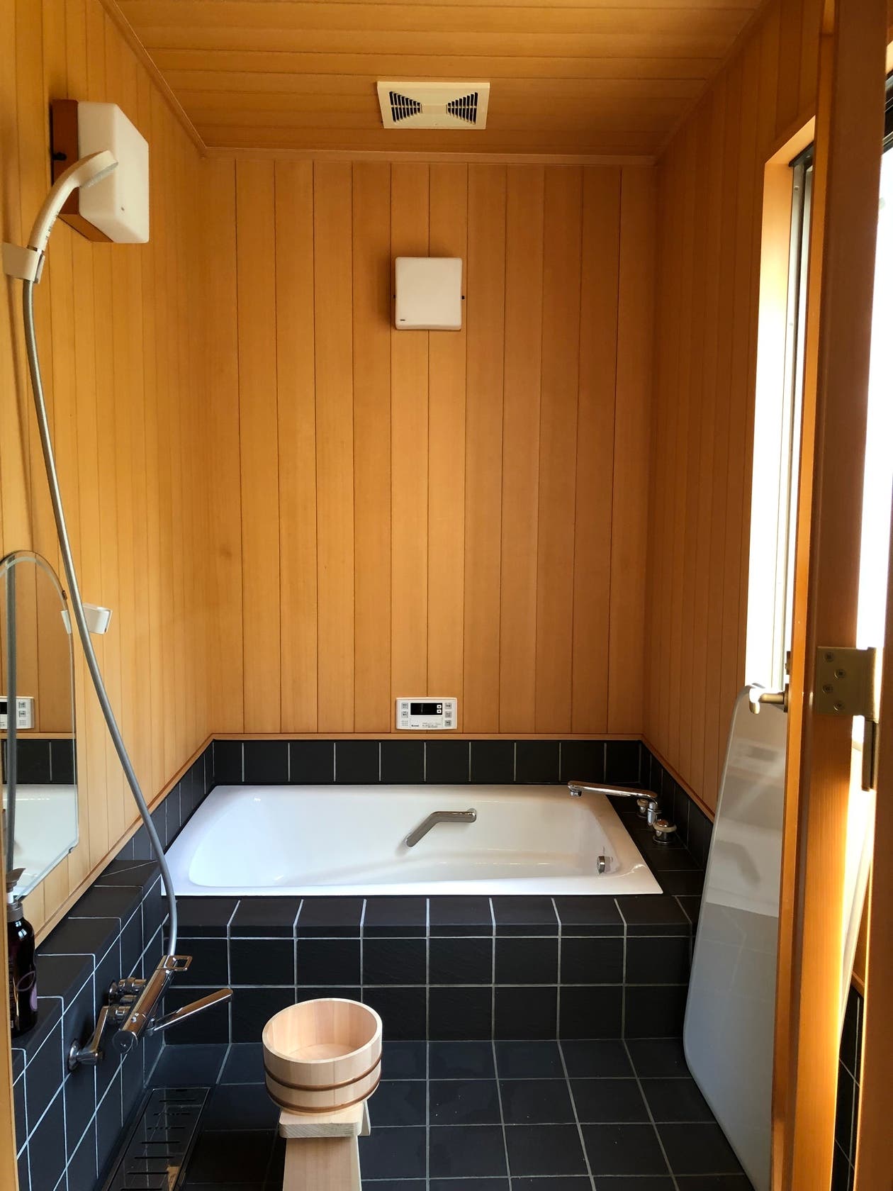 大阪の広々和個室でパーティ・家族会・宴会しませんか？【光風台駅より徒歩4分】の写真13