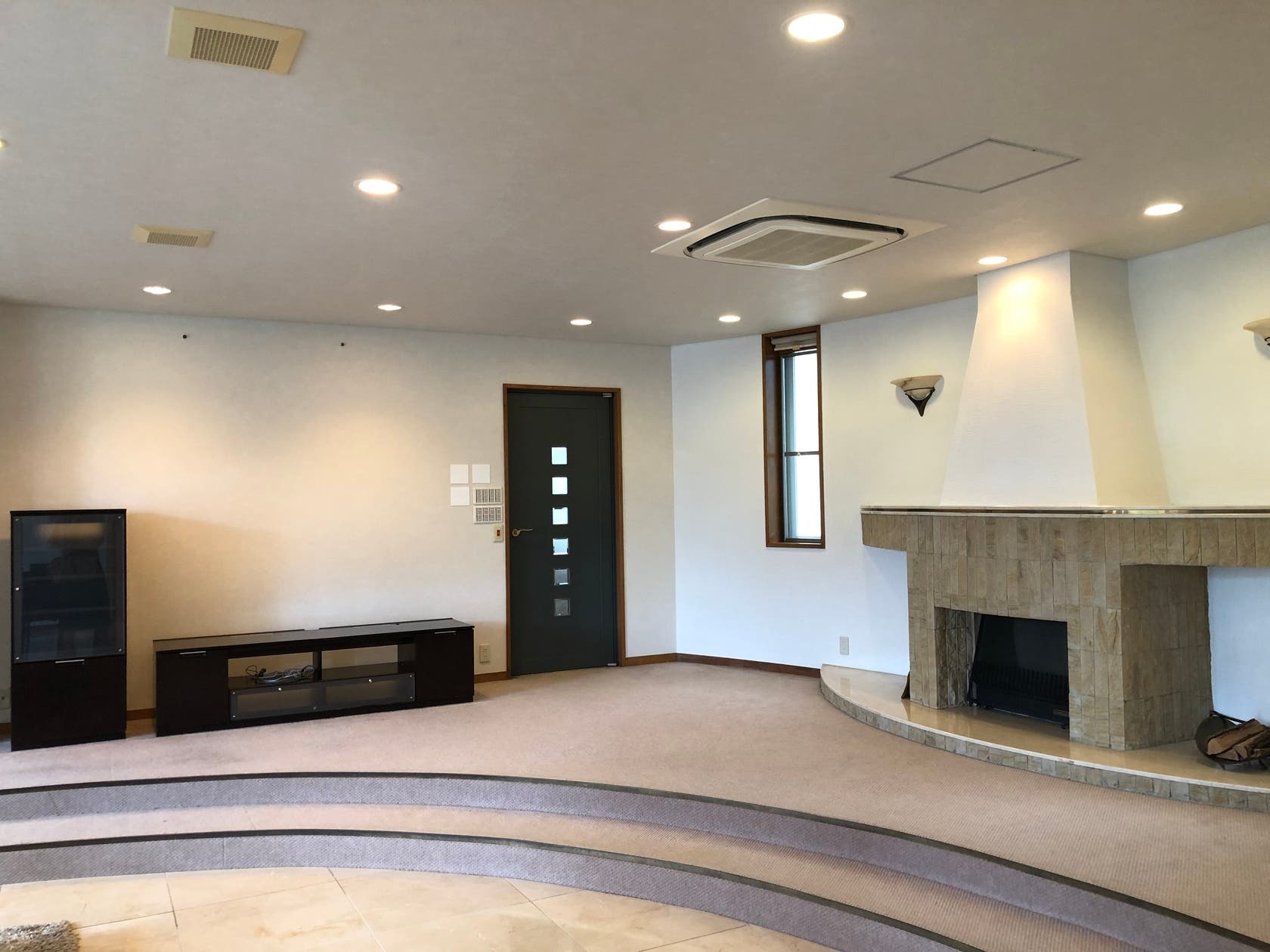 大阪の大理石ホールでパーティー・お料理・撮影しませんか？【光風台駅徒歩４分】の写真13