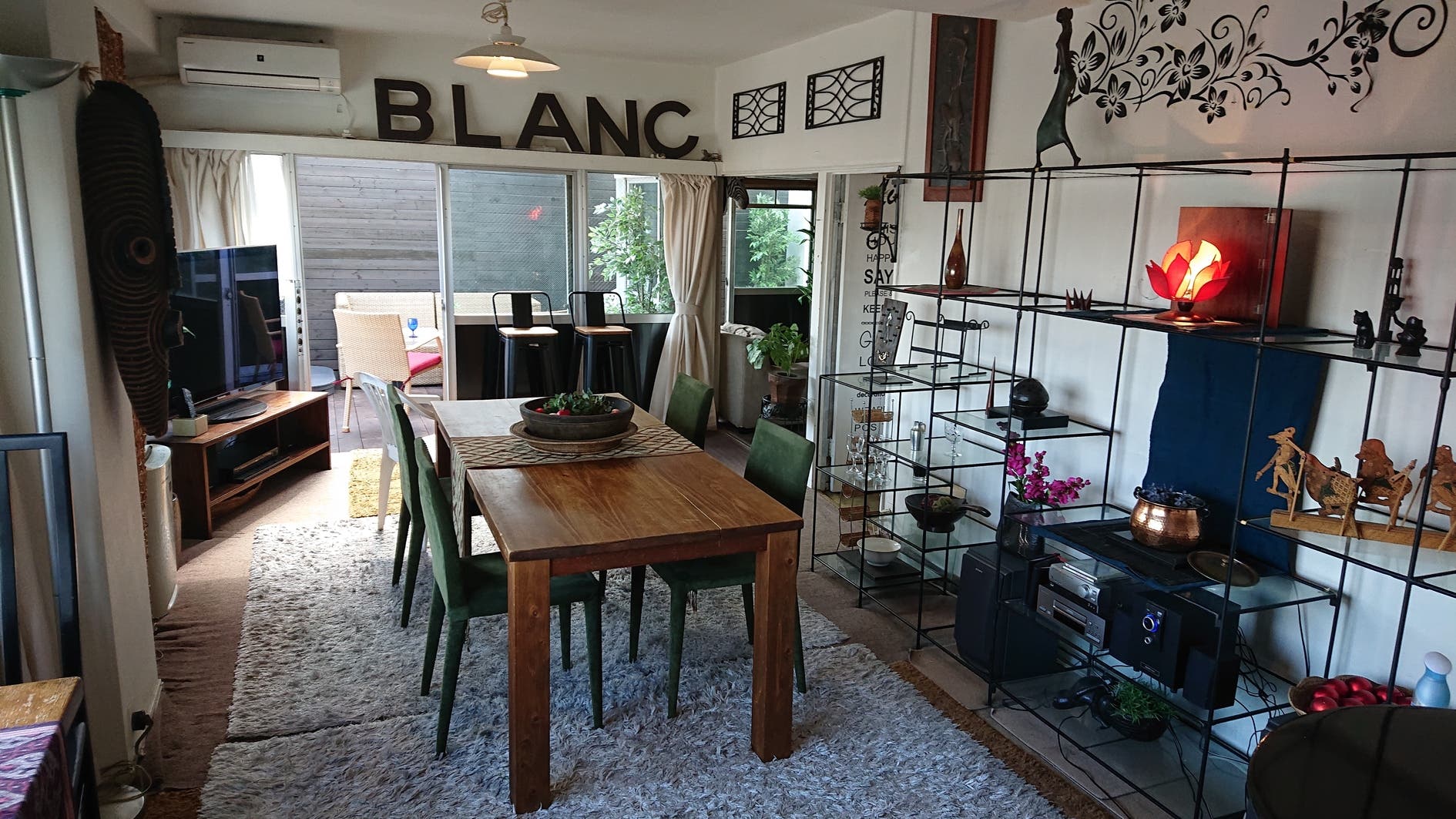 撮影に最適のルーフバルコニーです。太陽光がたっぷり降り注ぎ、開放感抜群です。の写真17