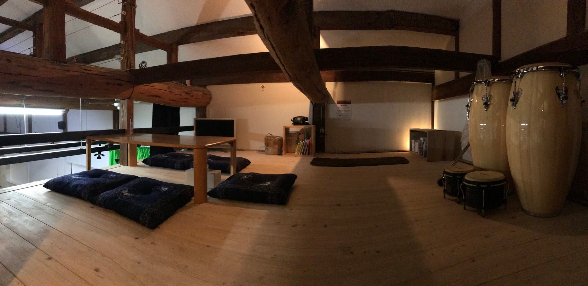 鯉が泳ぐ城下町にある貸スタジオ　会議・女子会・展示会・イベントなどOK！の写真8