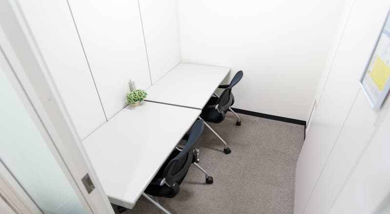 お値下げ中！即予約可！【赤坂見附徒歩2分/赤坂５分】＜Room402＞1～2名/冷房完備/駅チカ/無料Wi-Fi/24ｈ利用可