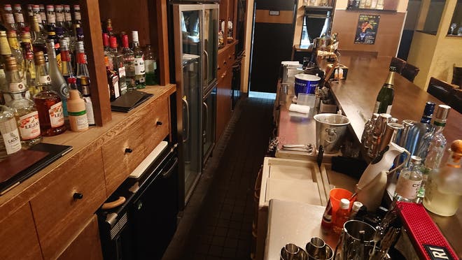 【岡山駅徒歩10分】20名収容可能なおしゃれなバースペース。パーティ・ロケ撮影・会議などに!の写真8