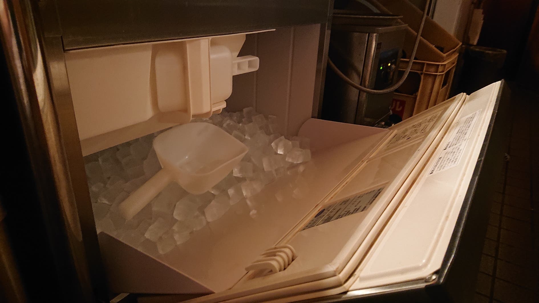 【岡山駅徒歩10分】20名収容可能なおしゃれなバースペース。パーティ・ロケ撮影・会議などに！の写真11