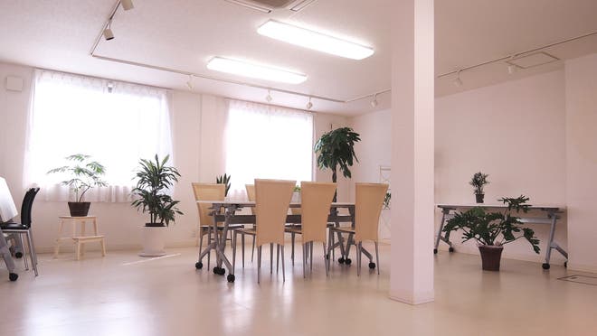 ★ セレッサ1F ★ 撮影、フィットネス、セミナー、女子会などに!駐車場、WiFi完備、自然光あり、藤塚インター5分の写真11