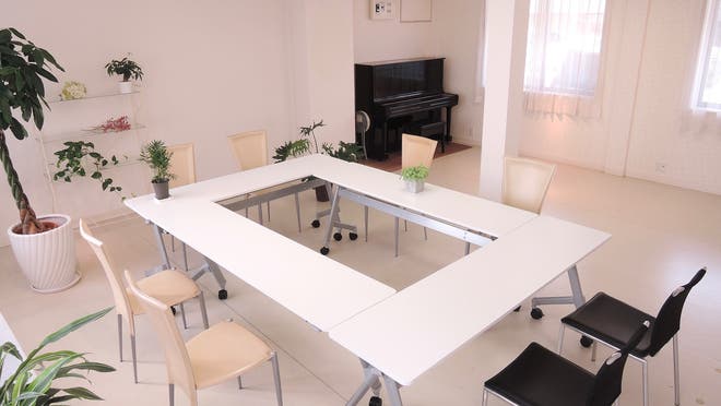 ★ セレッサ1F ★ 撮影、フィットネス、セミナー、女子会などに!駐車場、WiFi完備、自然光あり、藤塚インター5分の写真8