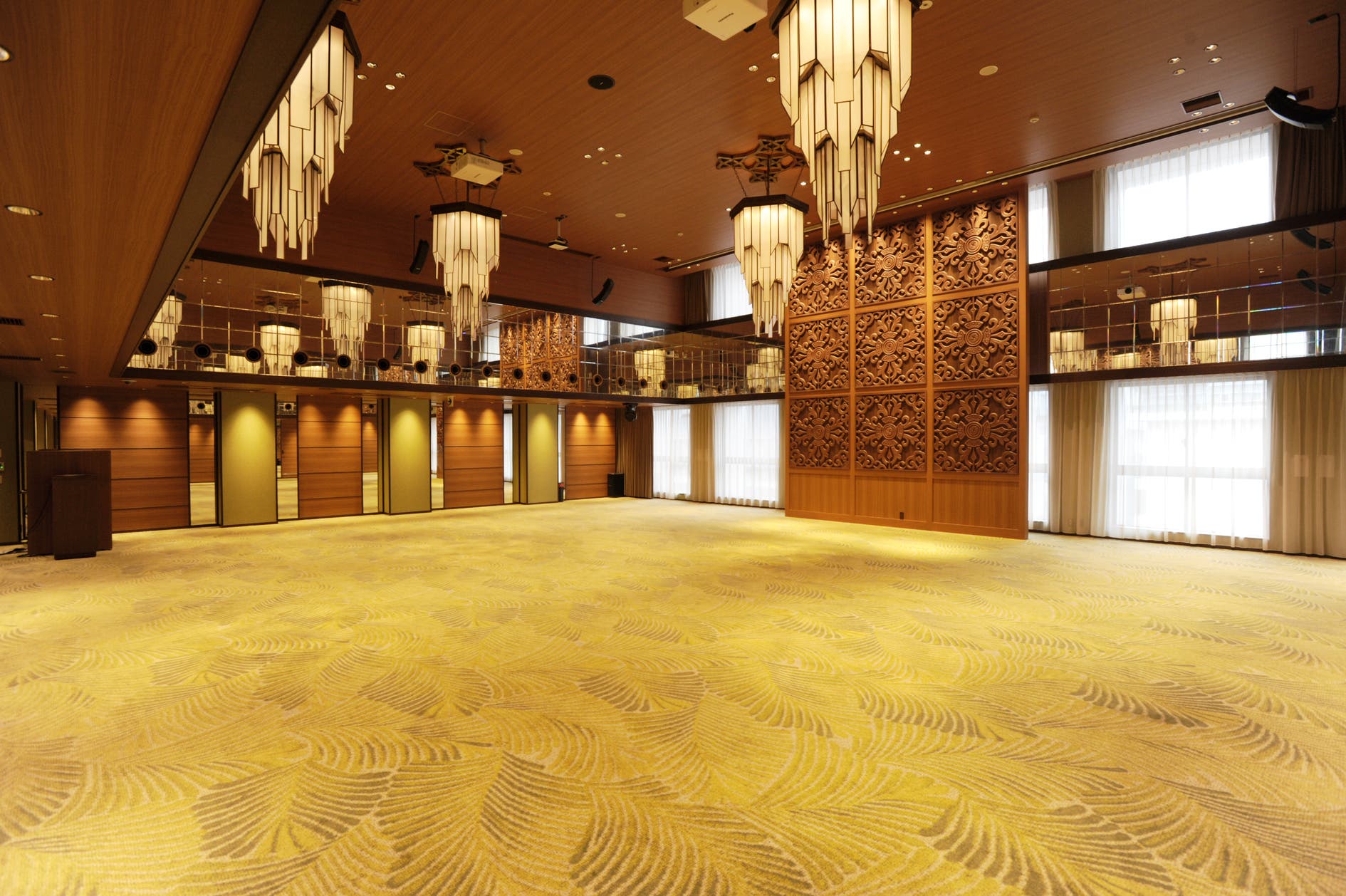 ミーティングや展示会、会議利用などに！の写真2