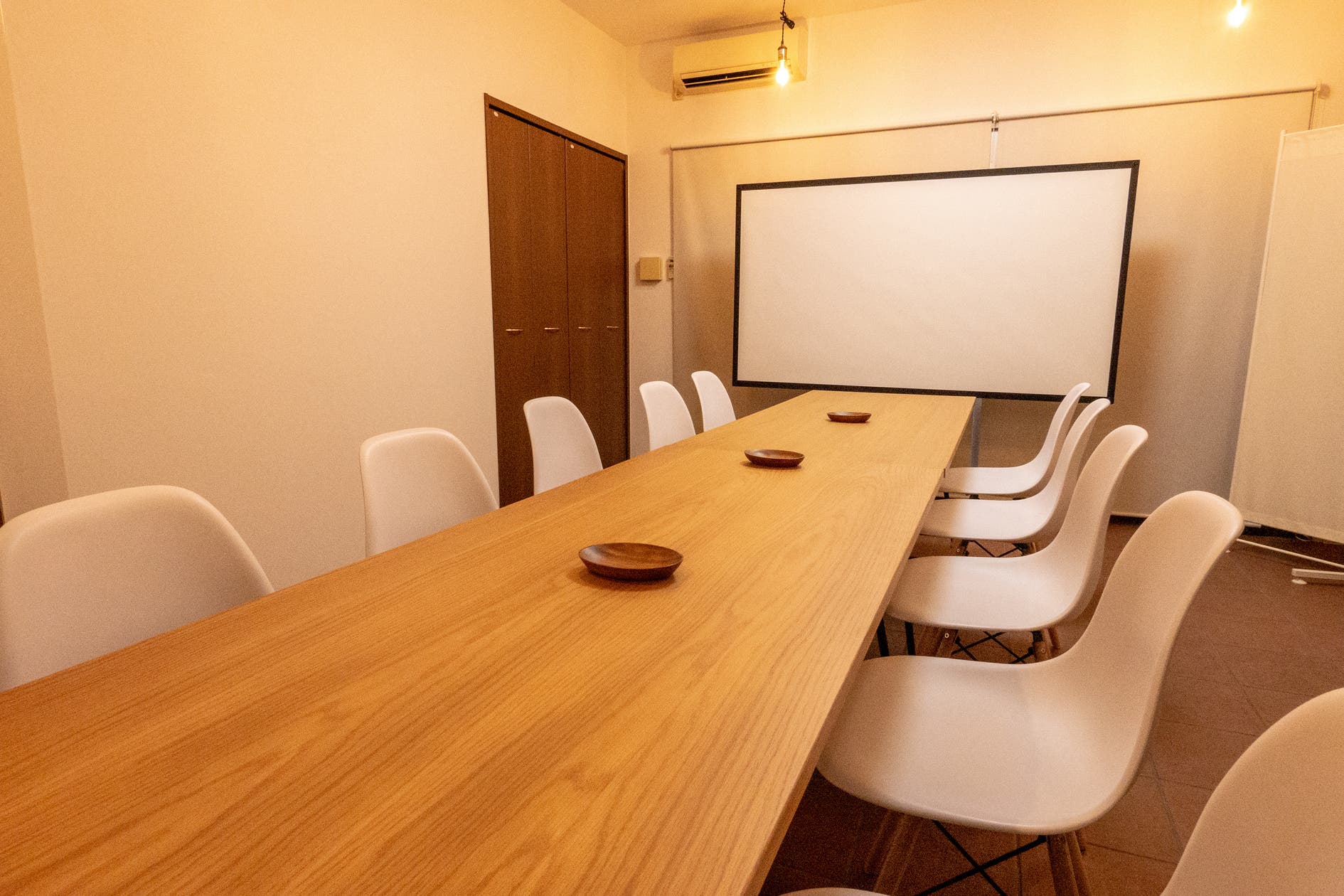 有線LANあり おもろまち駅徒歩5分　ZOOM会議、研修、撮影にも最適な個室 便利なコンビニもの写真12