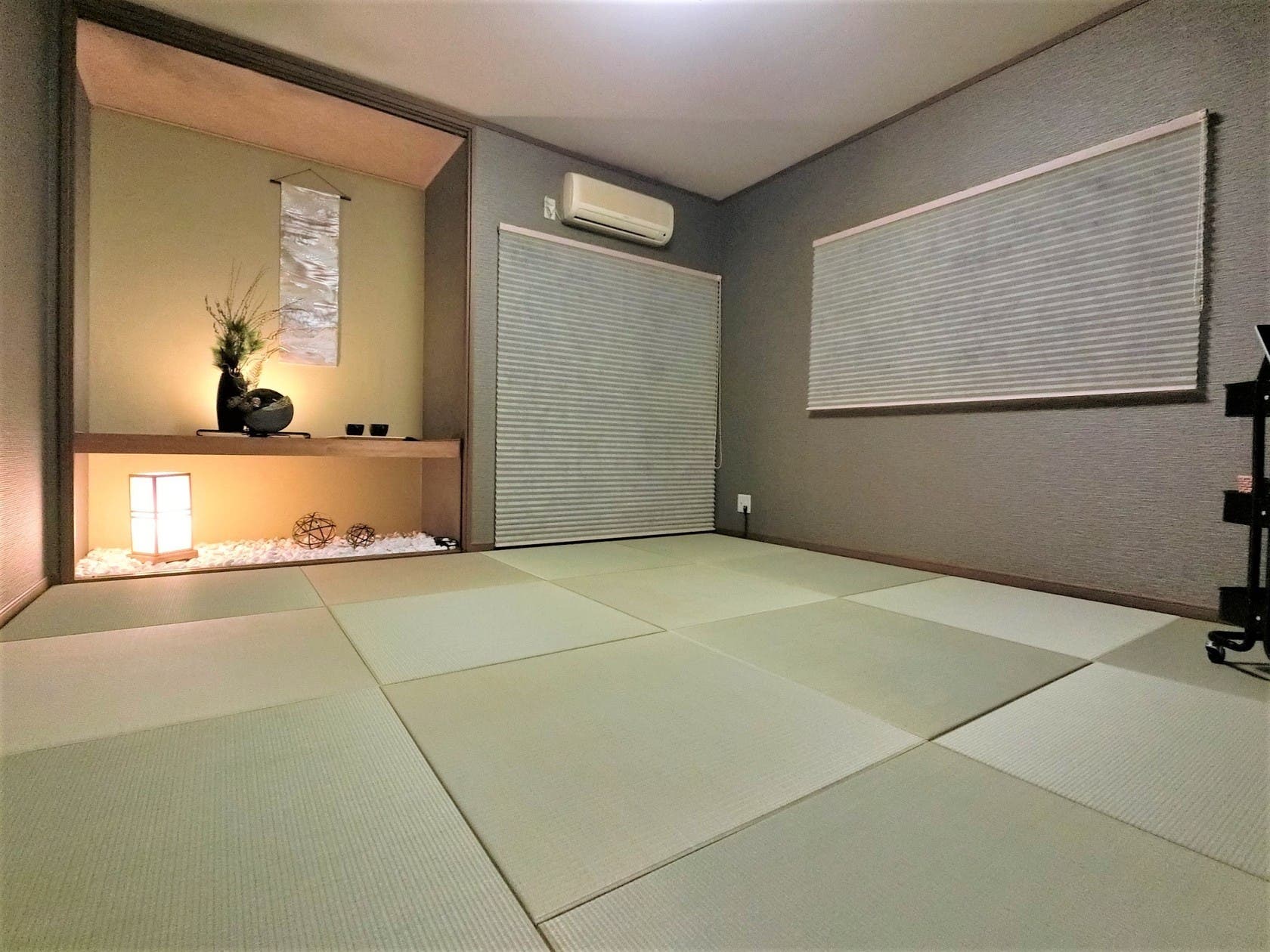 【清掃時除菌実施】四条駅/烏丸駅徒歩2分・光Wi-Fi・49インチモニタ・緑茶サービス！おしゃれな京風スペース！の写真6