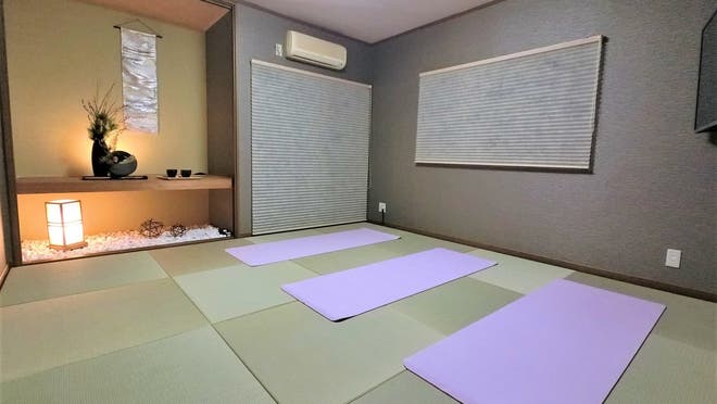 【清掃時除菌実施】四条駅/烏丸駅徒歩2分・光Wi-Fi・49インチモニタ・緑茶サービス!おしゃれな京風スペース!の写真9