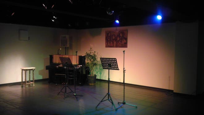 【PerformingGallery&Cafe 絵空箱】 様々な用途で使用可能な多目的フリースペース!の写真3