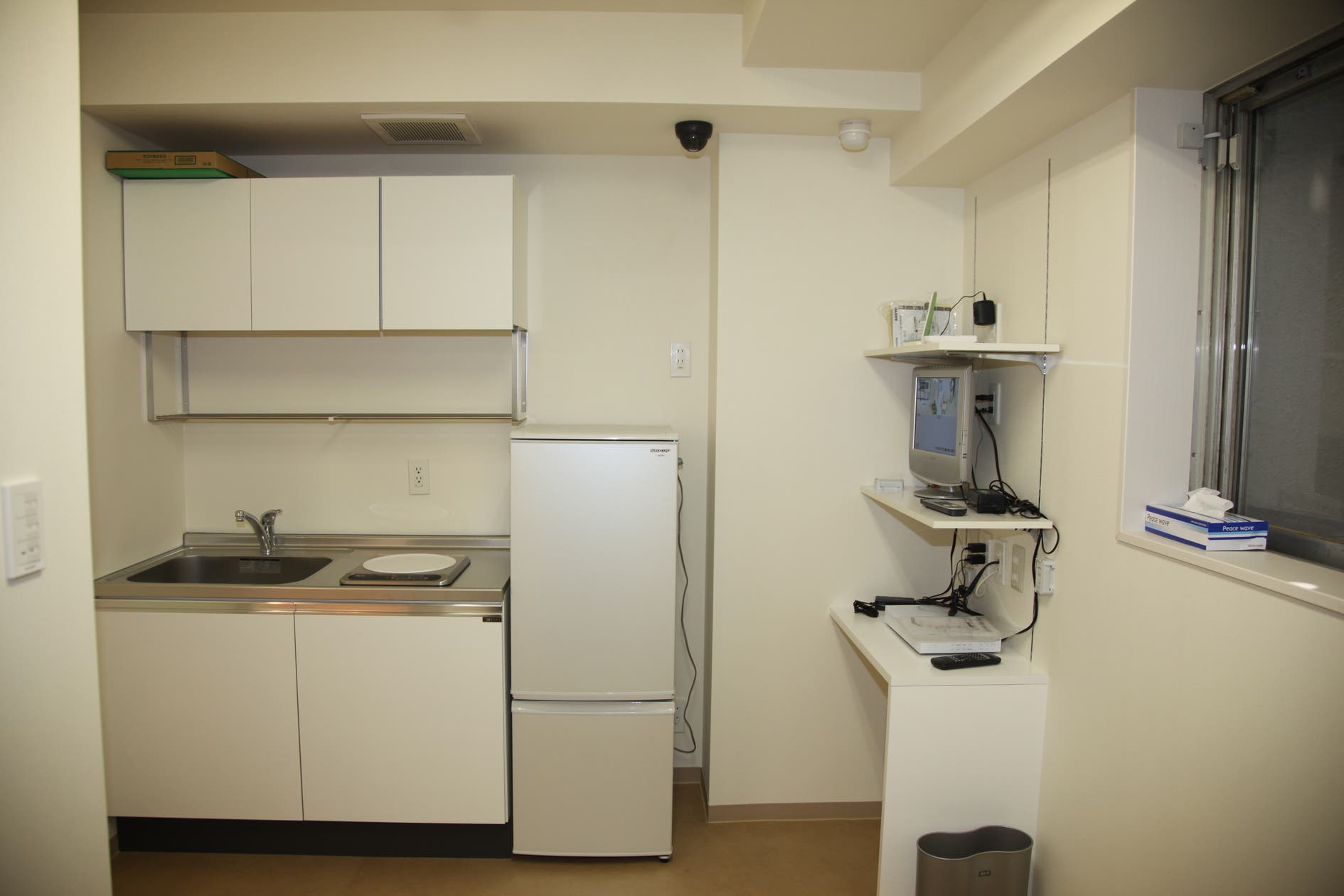 【La Fortuna】外光の入るフローリング床のスタジオ！展示ギャラリーとしてのご利用も可能！の写真5