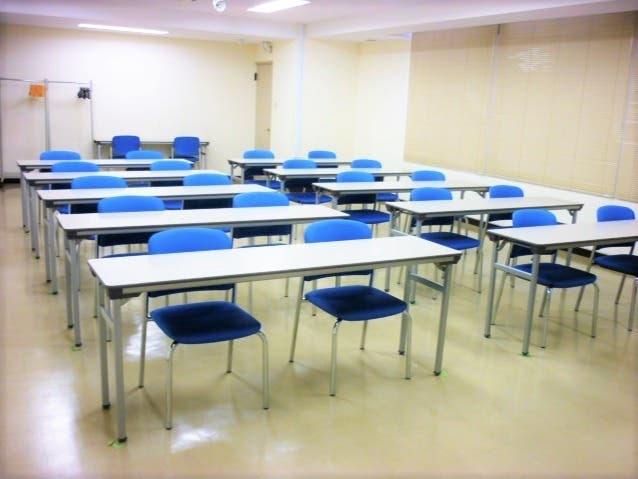 【東梅田】最大20名収容！セミナー・研修にぴったりなオフィス街にある貸し会議室/B会議室の写真2