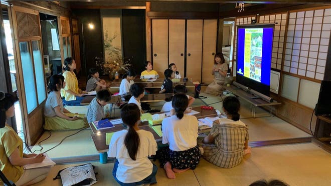 古民家一棟貸切。川の流れる音アンティークな空気一歩入れば異空間。書籍の中で廣島から広島へ歴史の旅へ10名様までの写真22