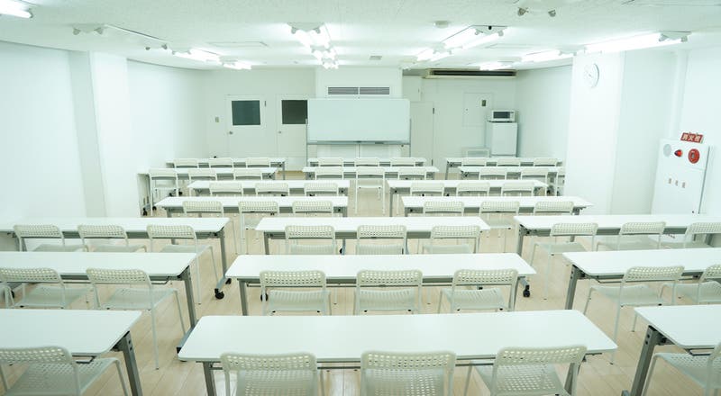 【フォレスト】立地最高！駅近３分！神戸三宮センター街入ってすぐ、プロジェクター他備品無料貸し出し