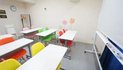 JR千葉駅西口徒歩3分!【高速Nuro光導入!】当日予約可能でリモートワークも最適♪最大14名の会議室の写真3