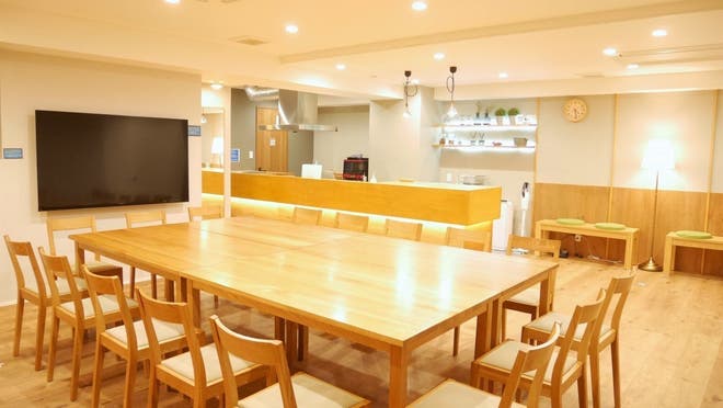 浜松町・大門・御成門✨キレイ清潔✨広々66㎡キッチン付高規格スペース🐤会議・撮影・パーティ🎉65型4Kモニター高速WiFiの写真9