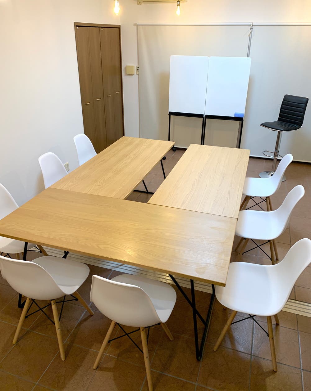 有線LANあり おもろまち駅徒歩5分　ZOOM会議、研修、撮影にも最適な個室 便利なコンビニもの写真13