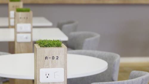 【九段下駅徒歩30秒】18名まで利用可能のミーティングルーム(Wifi、ホワイトボード、モニター、Apple TV)の写真8