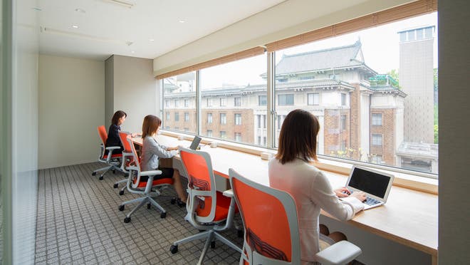 【九段下駅徒歩30秒】6名まで利用可能のミーティングルーム(Wifi、ホワイトボード、プロジェクター、モニター利用可能)の写真13