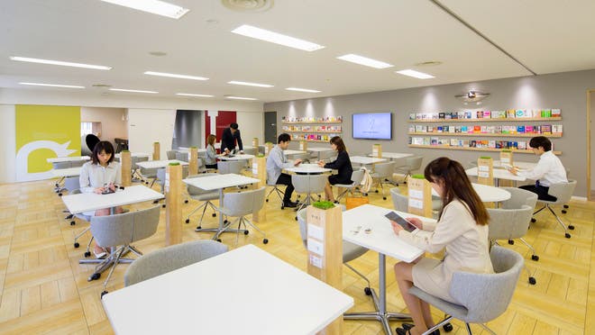 【九段下駅徒歩30秒】6名まで利用可能のミーティングルーム(Wifi、ホワイトボード、プロジェクター、モニター利用可能)の写真14