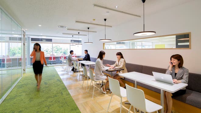 【九段下駅徒歩30秒】5名まで利用可能のミーティングソファルーム(Wifi、ホワイトボード、モニター利用可能)の写真16