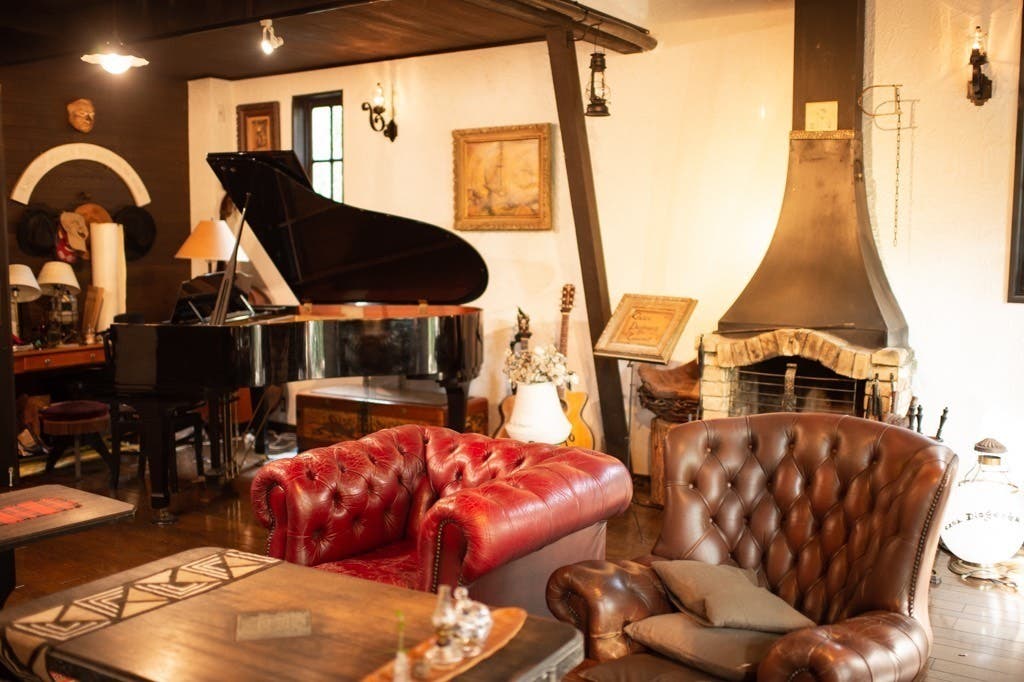 本物の大人だけのための空間 -ヨーロピアンアンティークの森の中の隠れ家のような空間です- (個人利用・未成年者 利用不可)の写真5